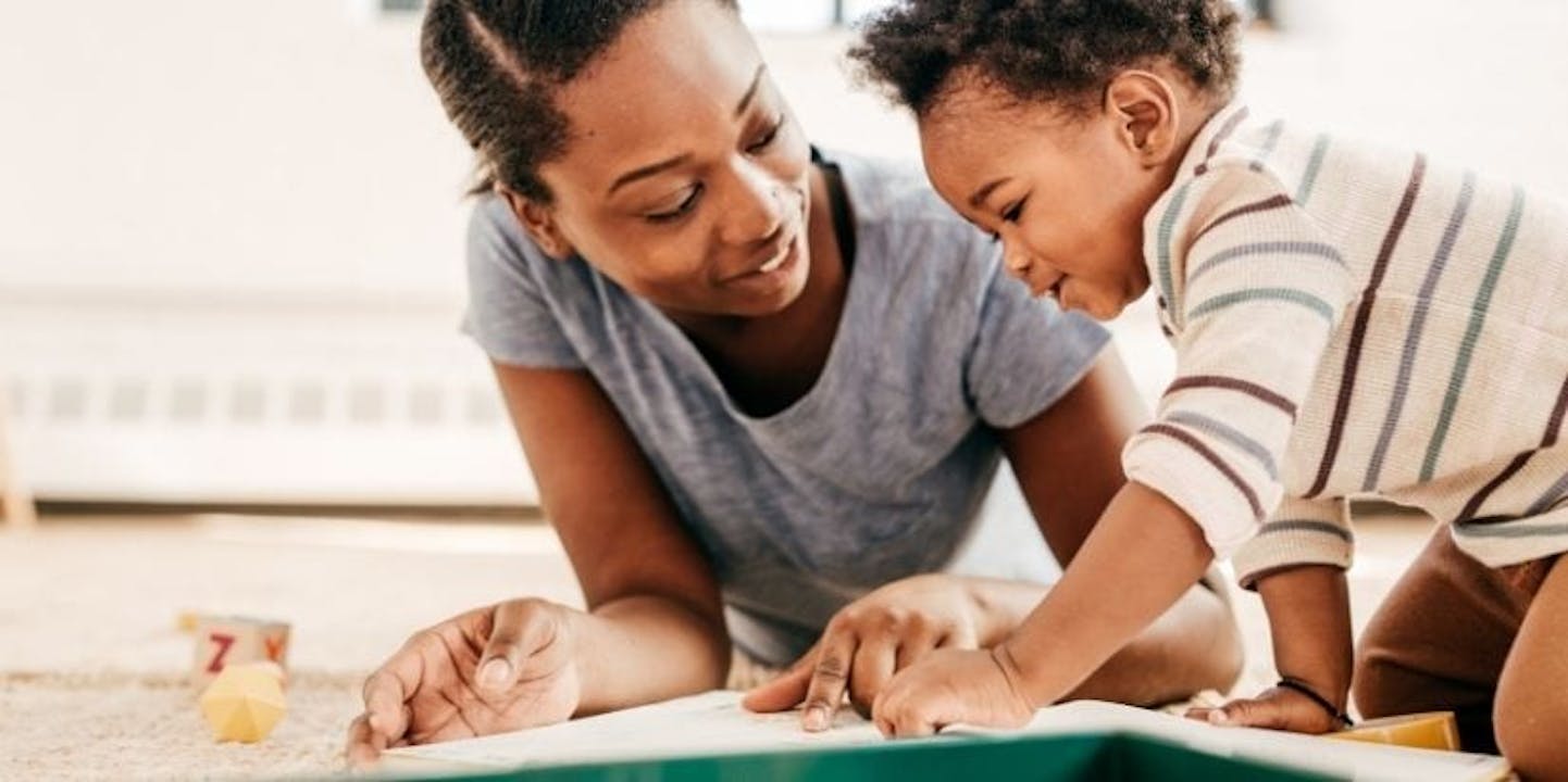 Spectacular Space: Reading List - Little Sunshine's Playhouse